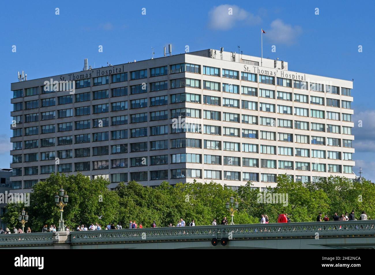 London, England - June 2021: Exterior view of the NHS St Thomas ...