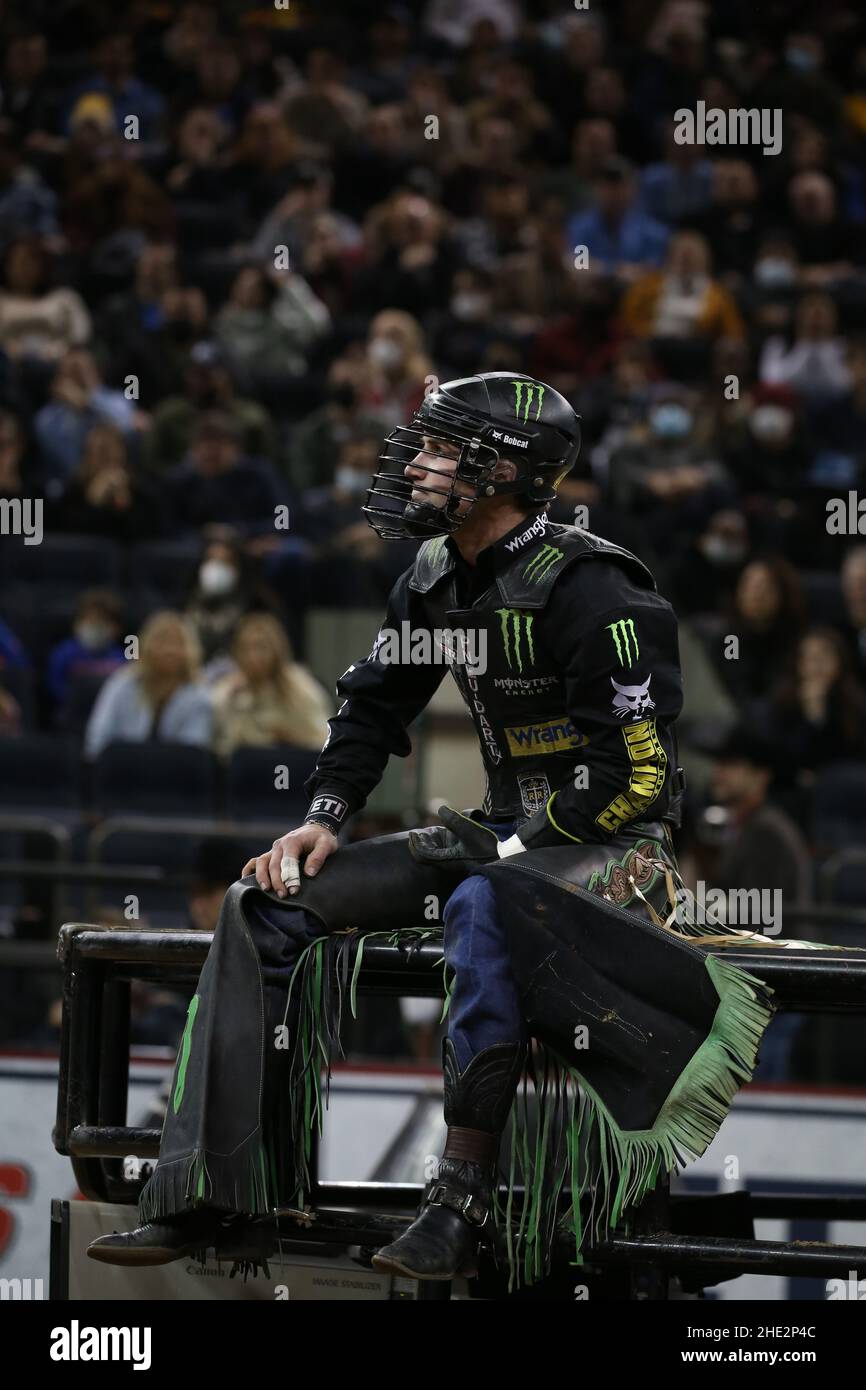 Bull Rider Jeff Lockwood Competes at 2022 PBR Unleash The Beast Event ...
