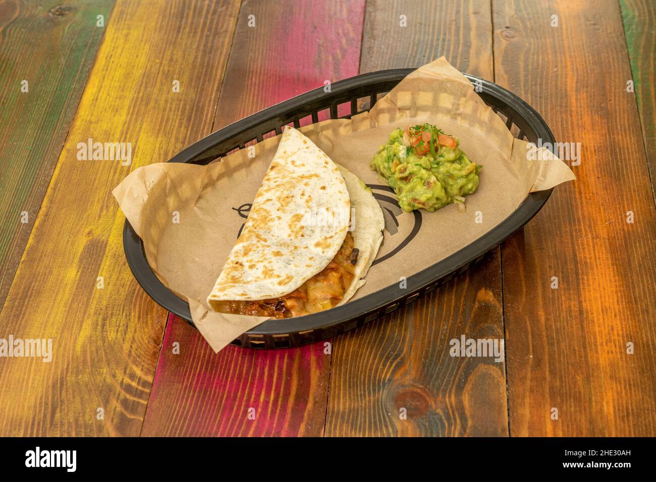 Sliced grilled quesadilla meat hi-res stock photography and images - Alamy