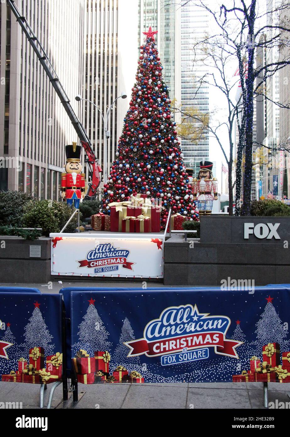New York - NY - 20211217-FOX News Christmas Tree Completely Restored ...