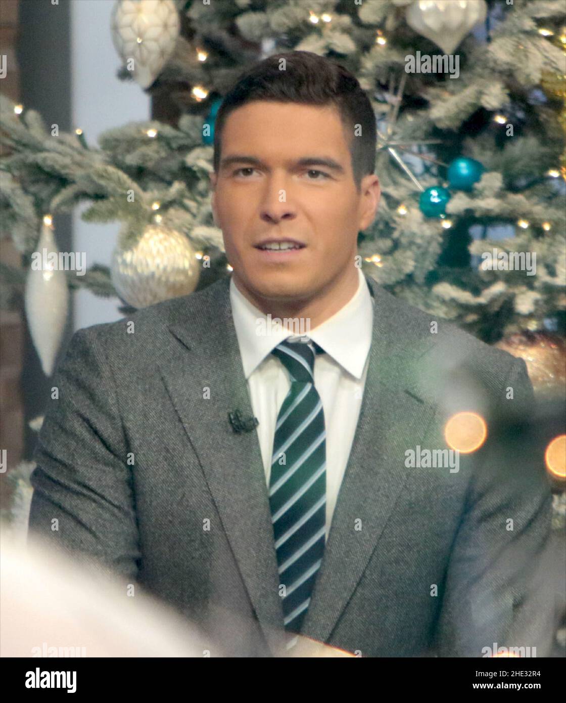 New York - NY - 20211220 Ginger Zee and Will Reeve on set of Good ...