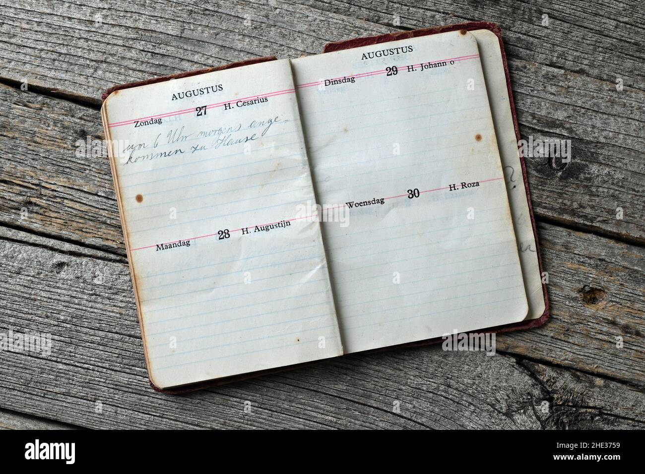 Belgian pocket diary from the 1940s with an entry in German: Arrived ...