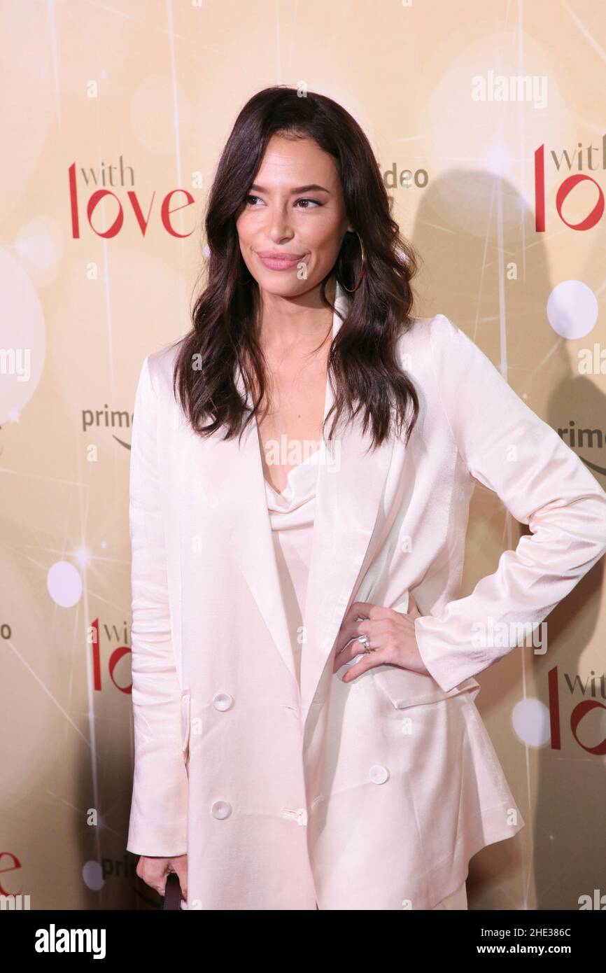 Los Angeles - CA - 20211209 The cast and other celebrities arrive for ...