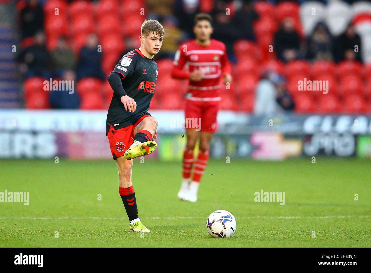 Cian hi-res stock photography and images - Alamy