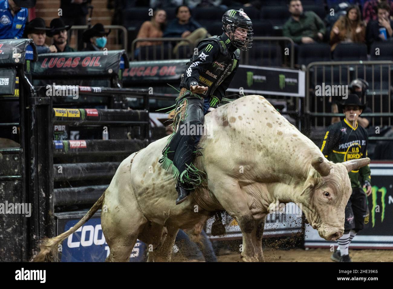 New York, NY - January 7, 2022: Jess Lockwood of Volborg, Montana rides ...