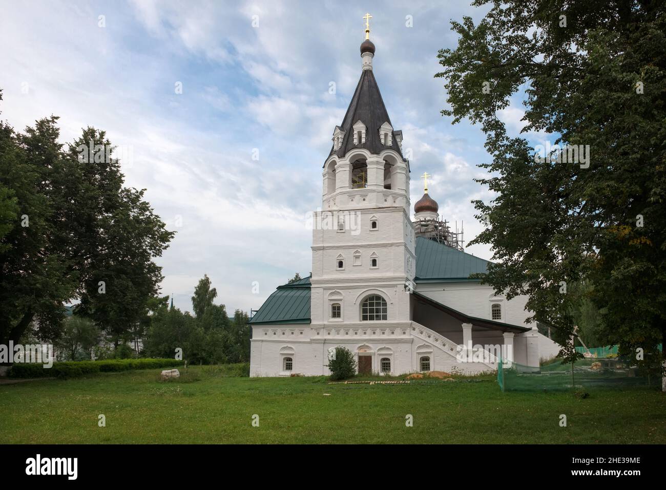 Alexandrov, Russia - AUGUST 10, 2021. Church of the Intercession of the ...