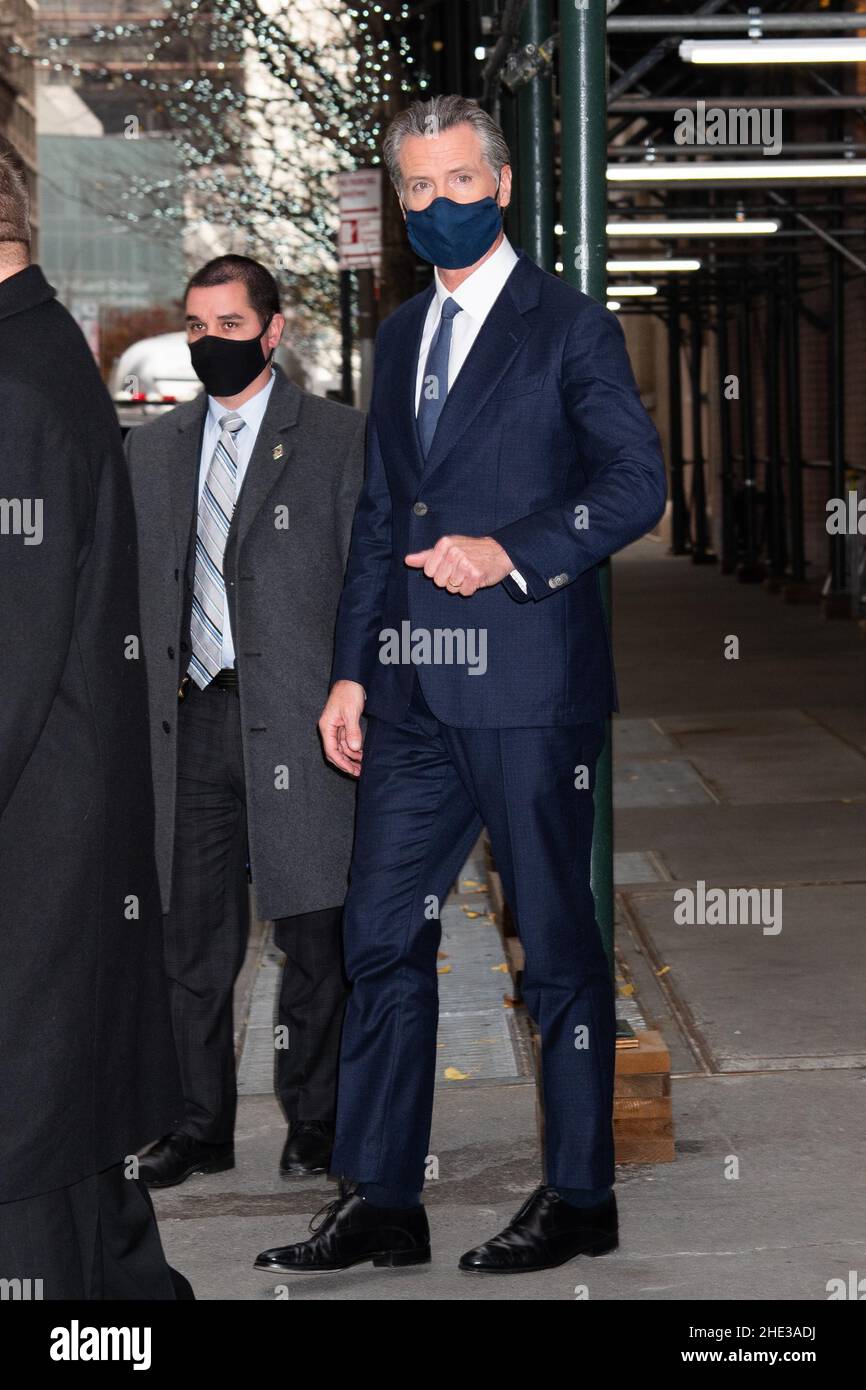 New York - NY - 20211208 - Gavin Newsom Departs The View ABC StudioNY ...