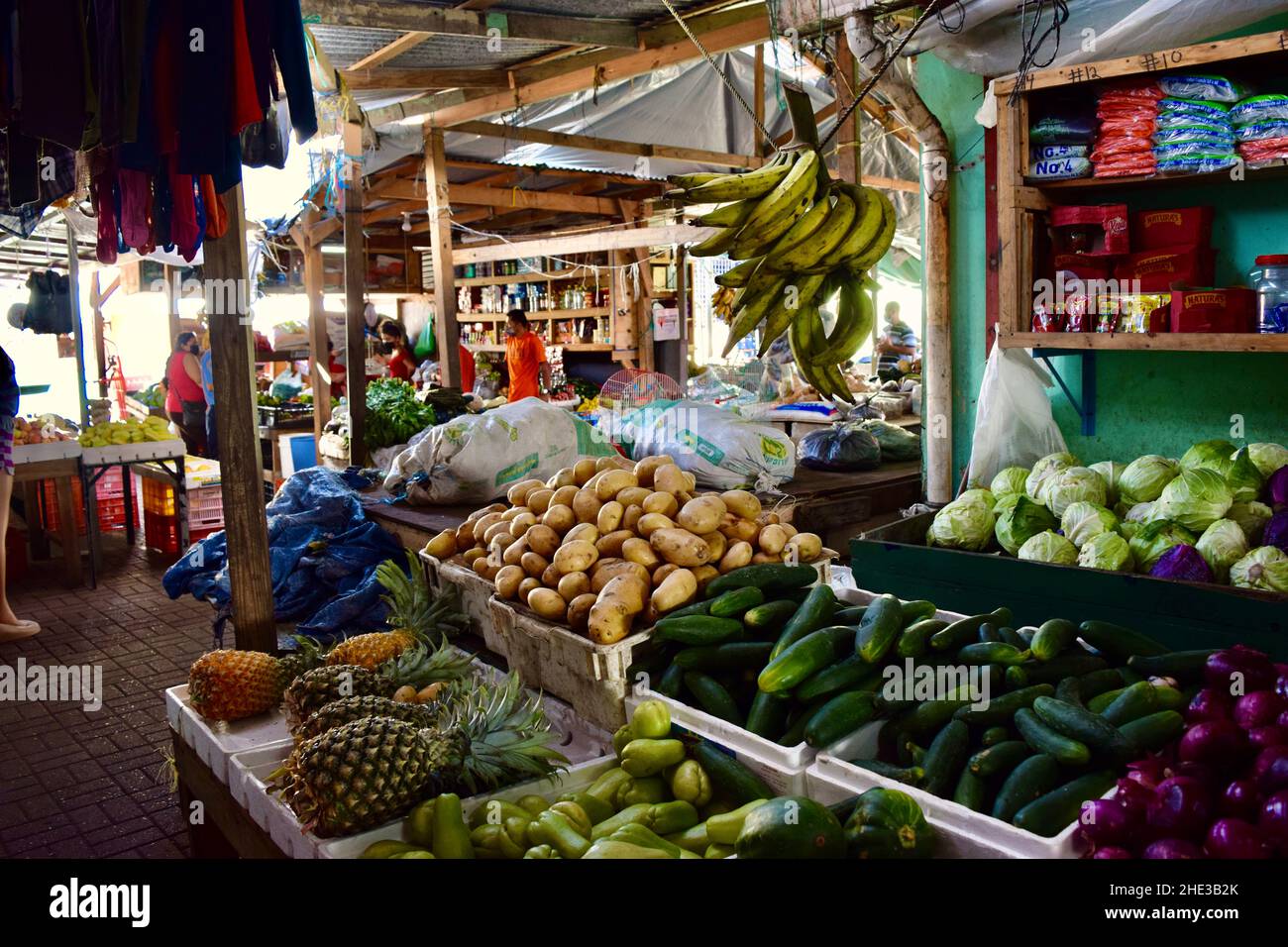 A vegetable stall at the Belize City Market in Belize Stock Photo - Alamy