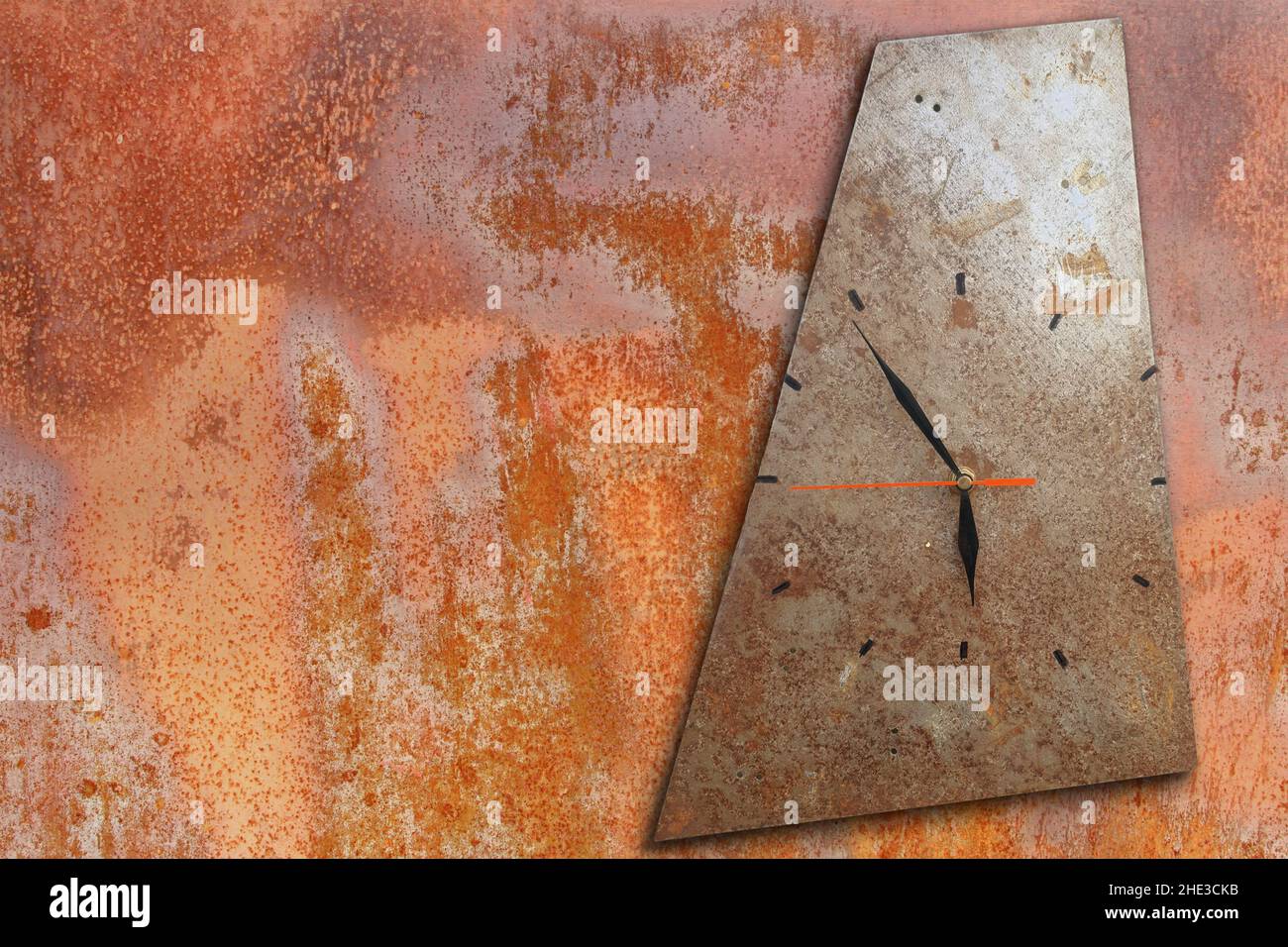 vintage watch on Rusty metal texture Stock Photo - Alamy