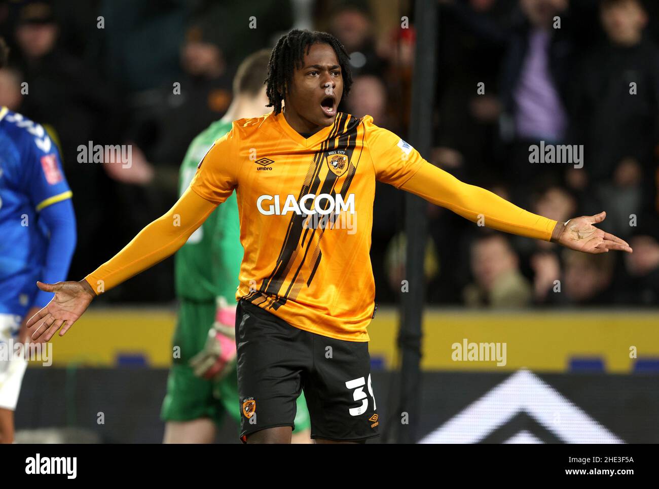 Josh hinds hi-res stock photography and images - Alamy