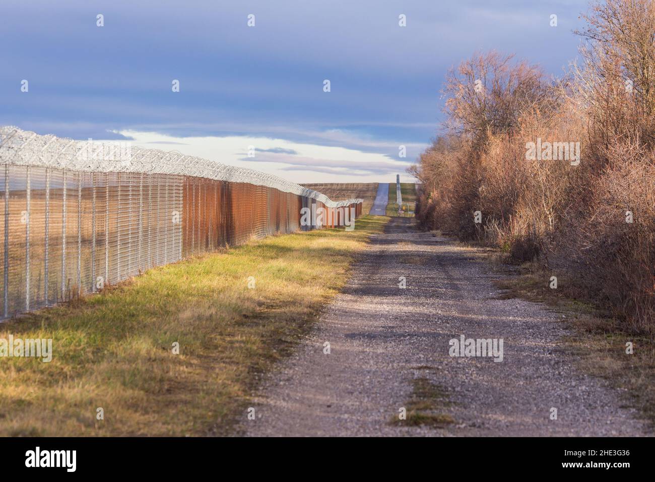 Refugee Fence Border High Resolution Stock Photography and Images - Alamy