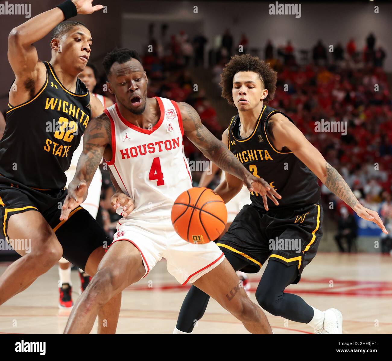 January 8, 2022: Houston Cougars guard Taze Moore (4) reacts as the ...