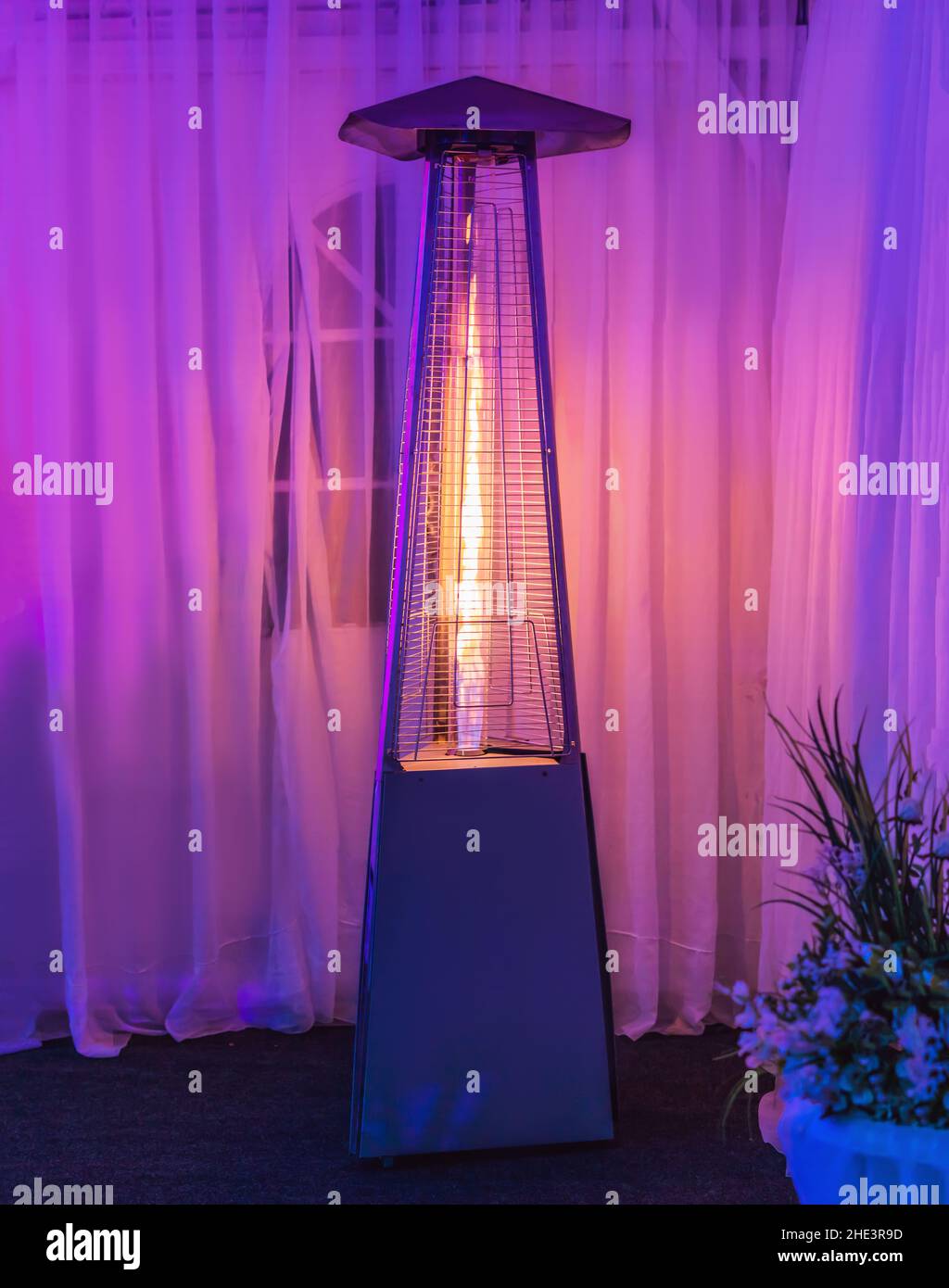 Mayfair open hi-res stock photography and images - Alamy