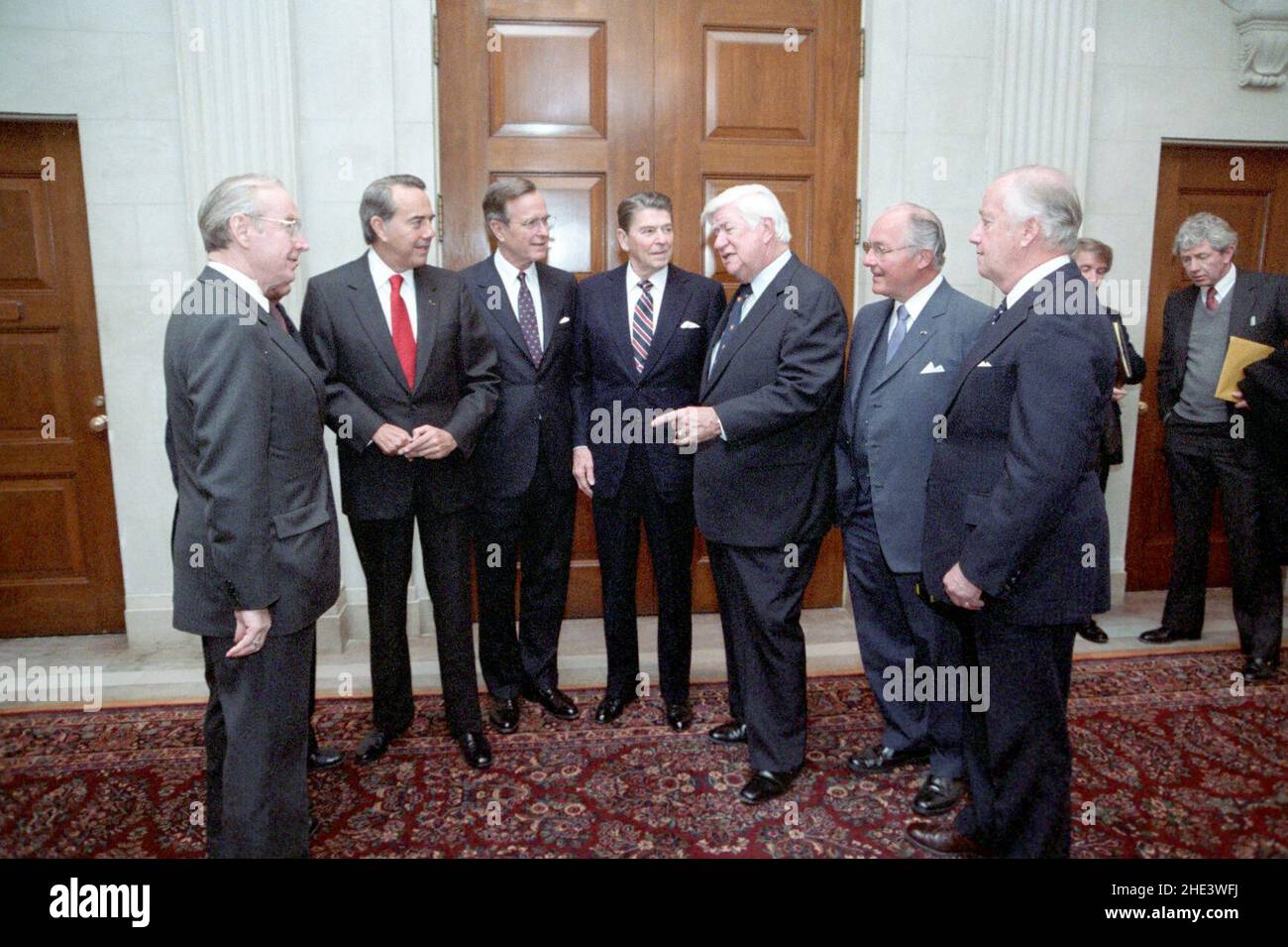 Ronald Reagan and George H. W. Bush meet with Congressional leaders ...