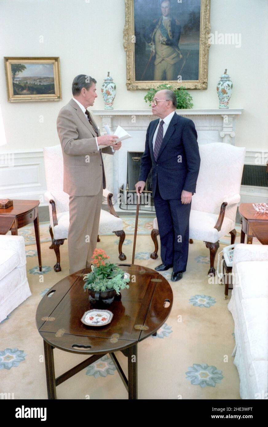 Ronald Reagan and Menachem Begin Stock Photo - Alamy