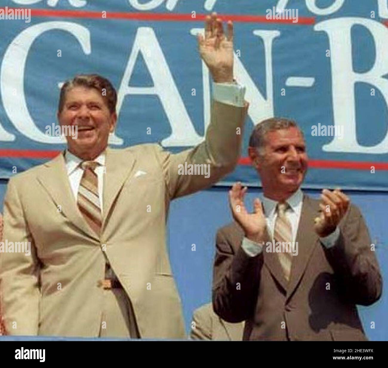 Ronald Reagan and George Deukmejian Stock Photo - Alamy