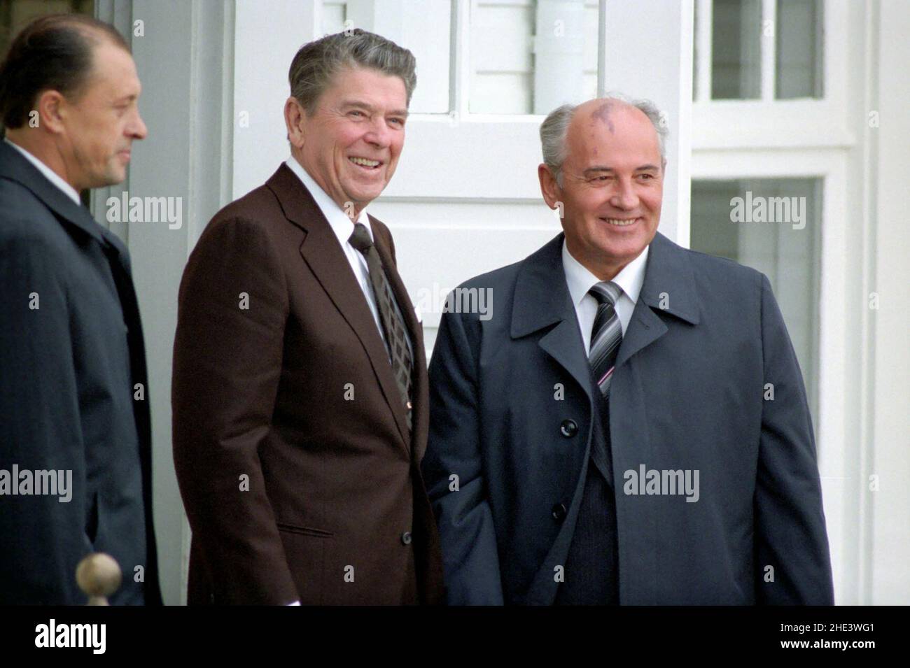 Ronald Reagan and Mikhail Gorbachev Stock Photo - Alamy