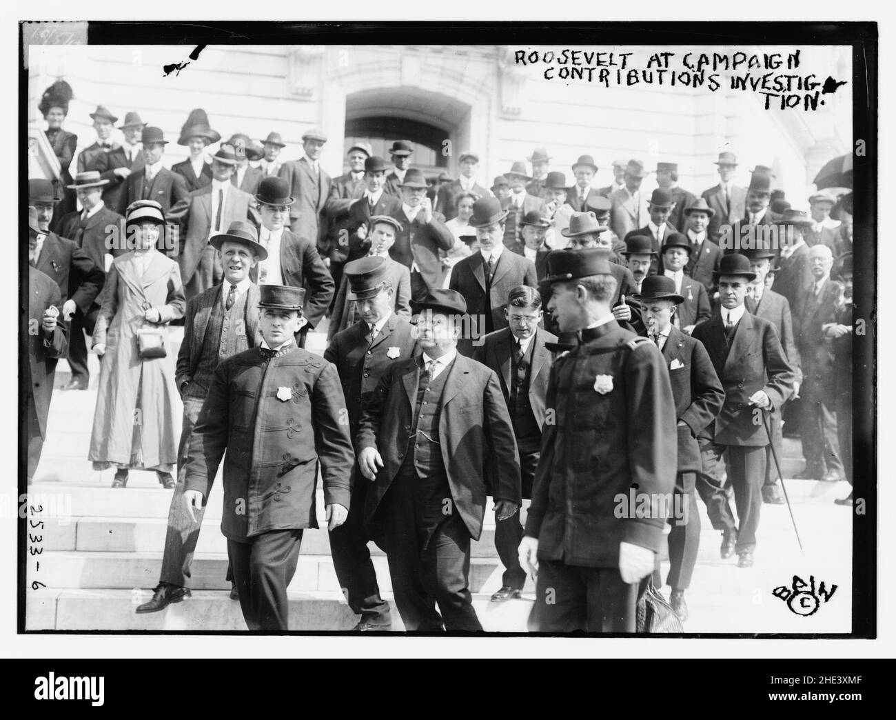 Campaign contributions hi-res stock photography and images - Alamy