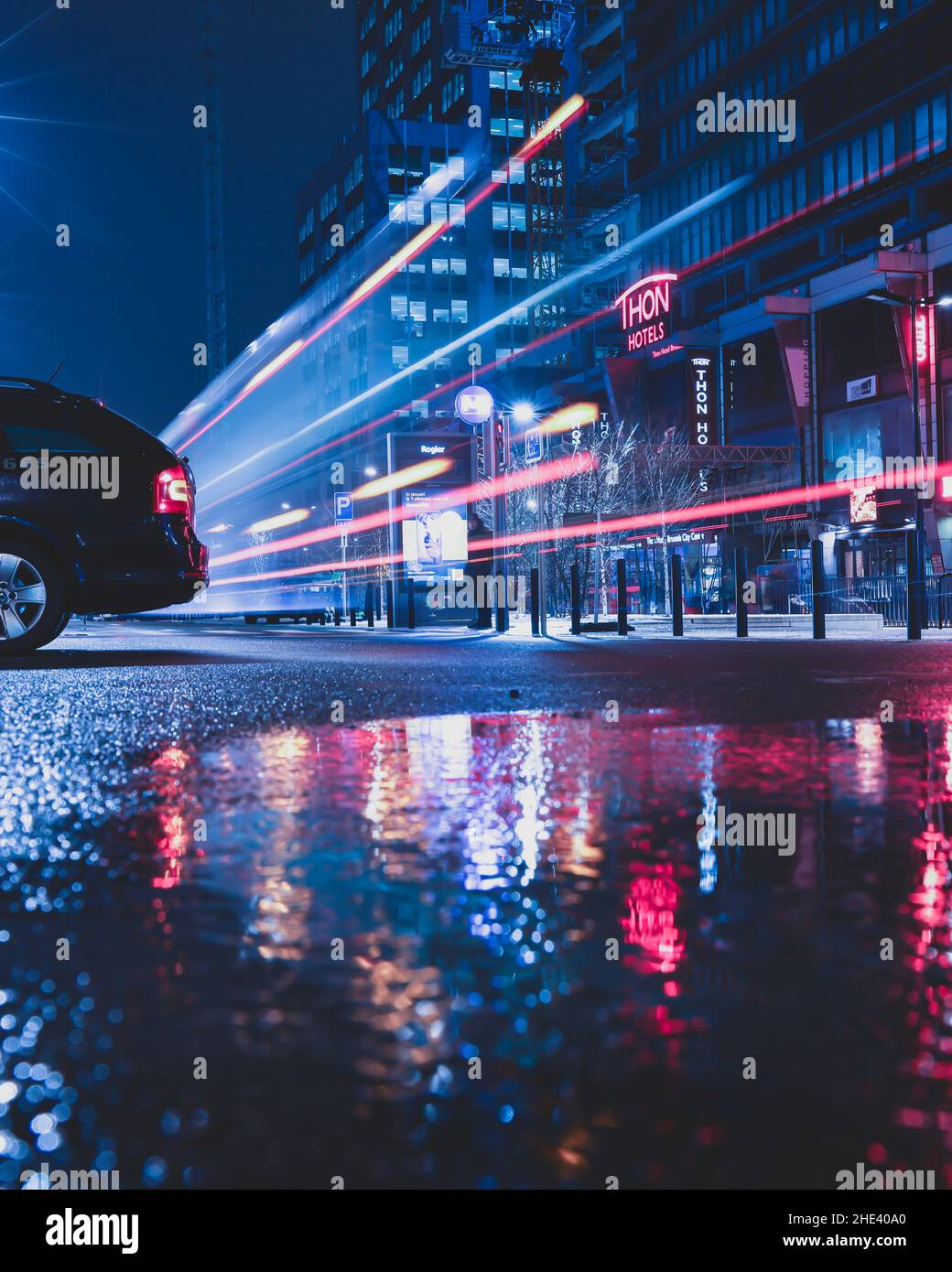 Car light streak hi-res stock photography and images - Alamy