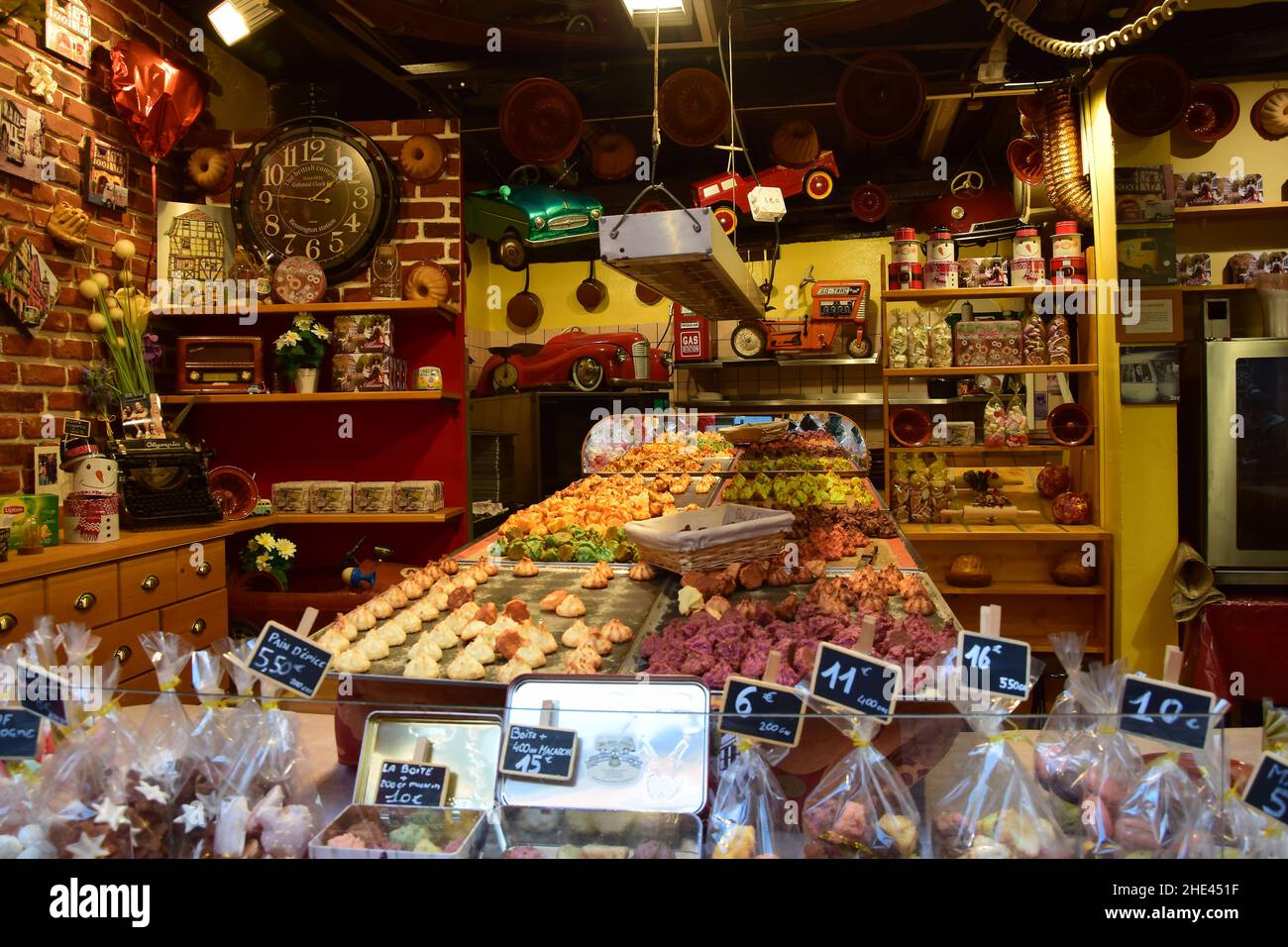 Candy store france hi-res stock photography and images - Alamy
