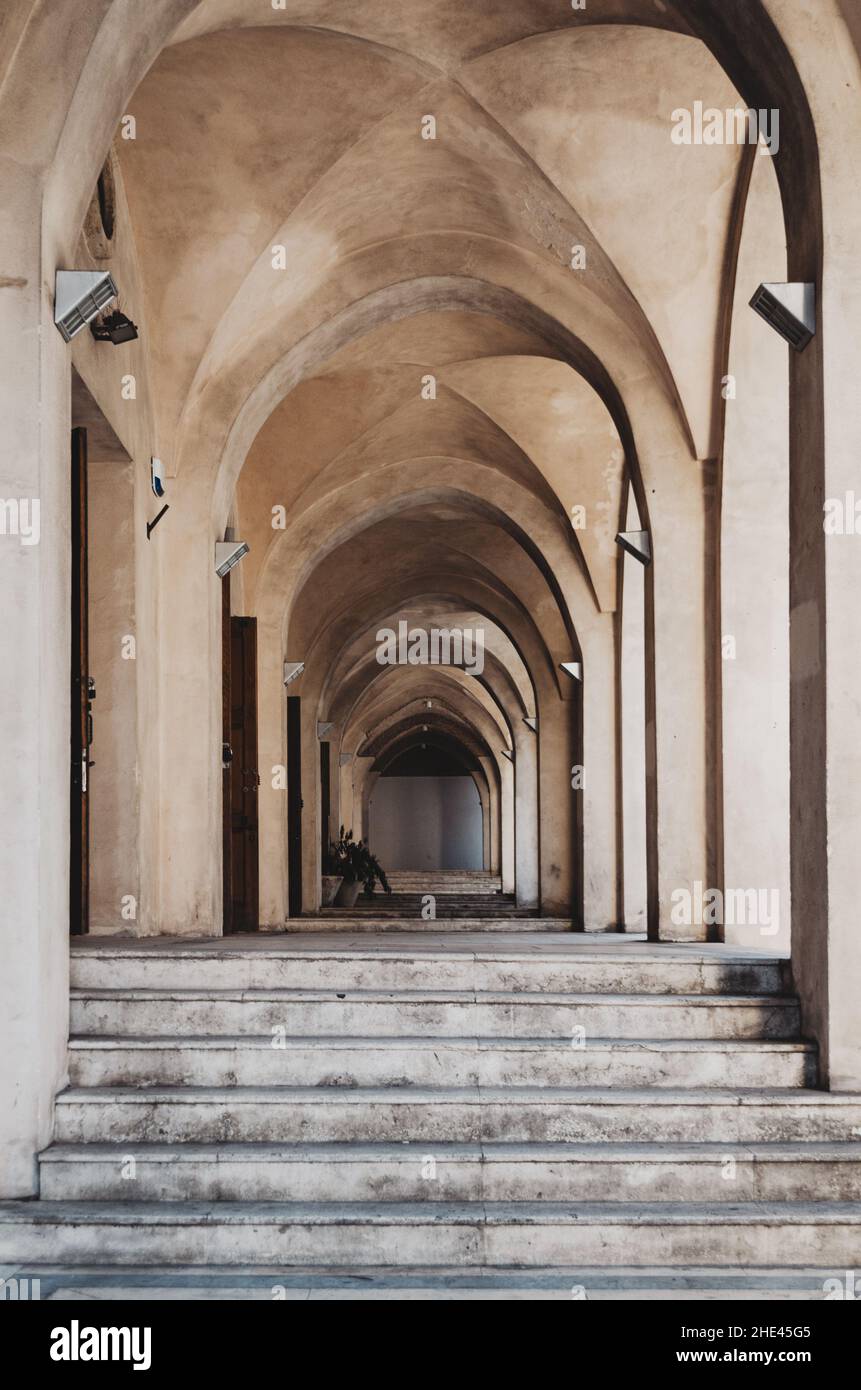 Ancient architecture corridor arches hi-res stock photography and ...