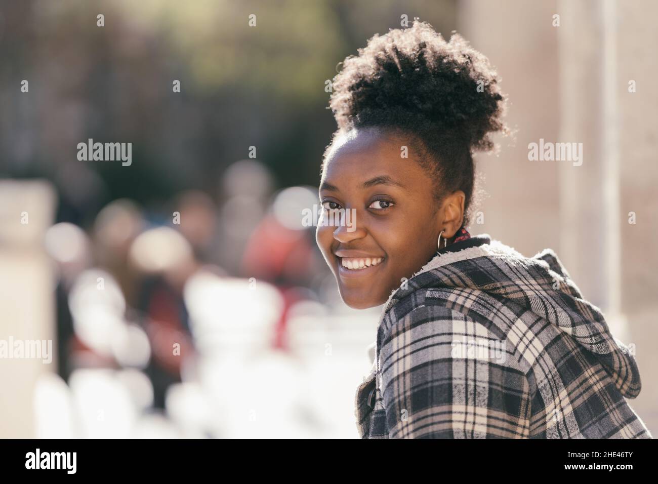 African camera hi-res stock photography and images - Alamy