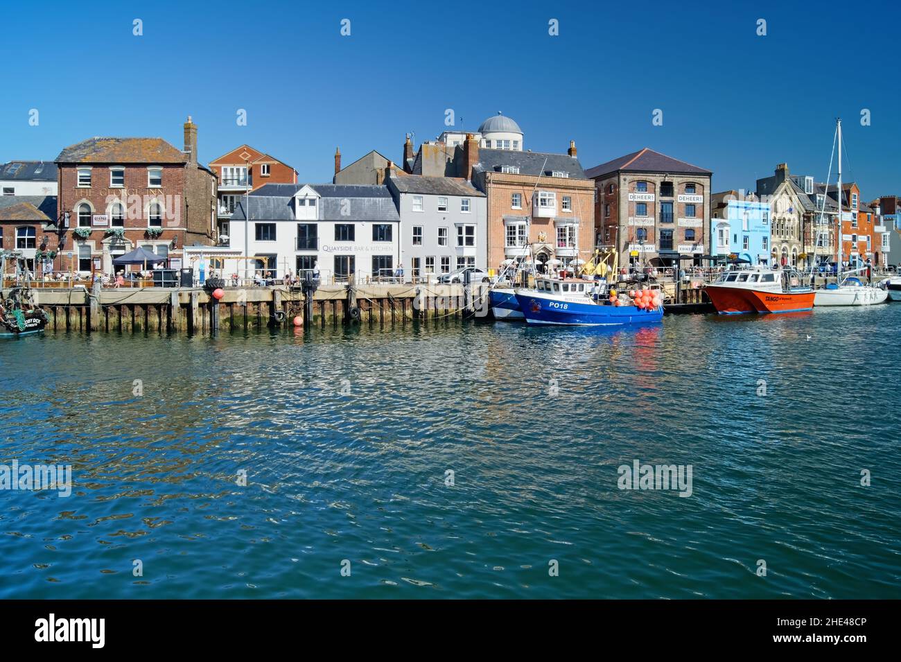 UK, Dorset, Weymouth, Harbour, George Inn and Custom House at Custom ...