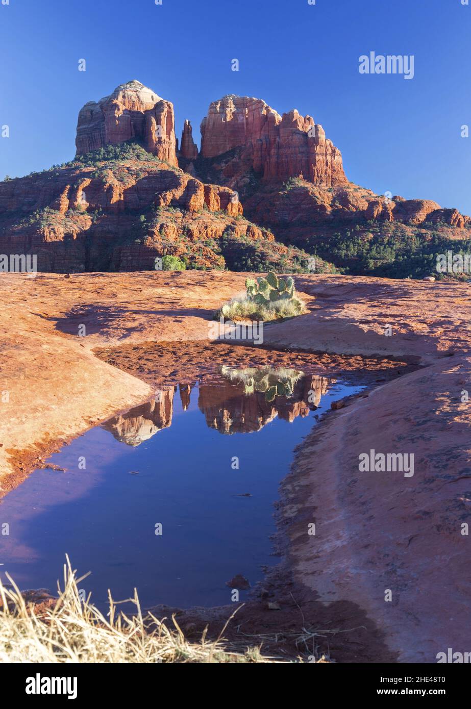 Cathedral rock trail sedona hi-res stock photography and images - Alamy