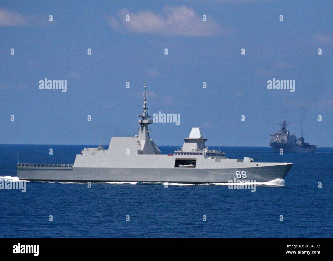 Singapore frigate rss intrepid 69 hi-res stock photography and images ...