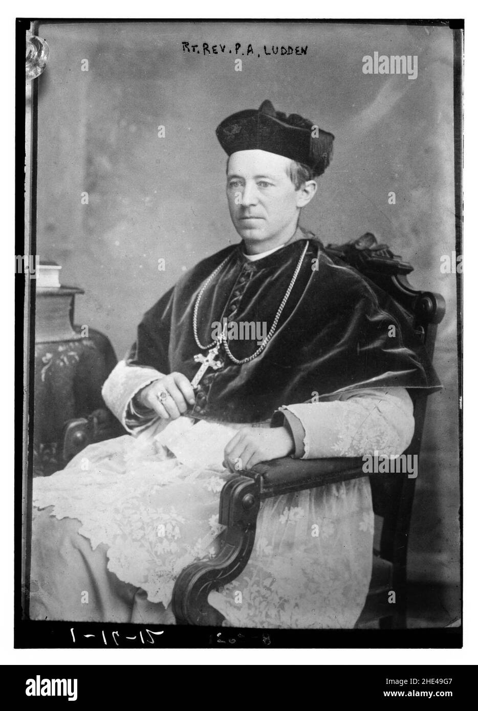 Rt rev Black and White Stock Photos & Images - Alamy