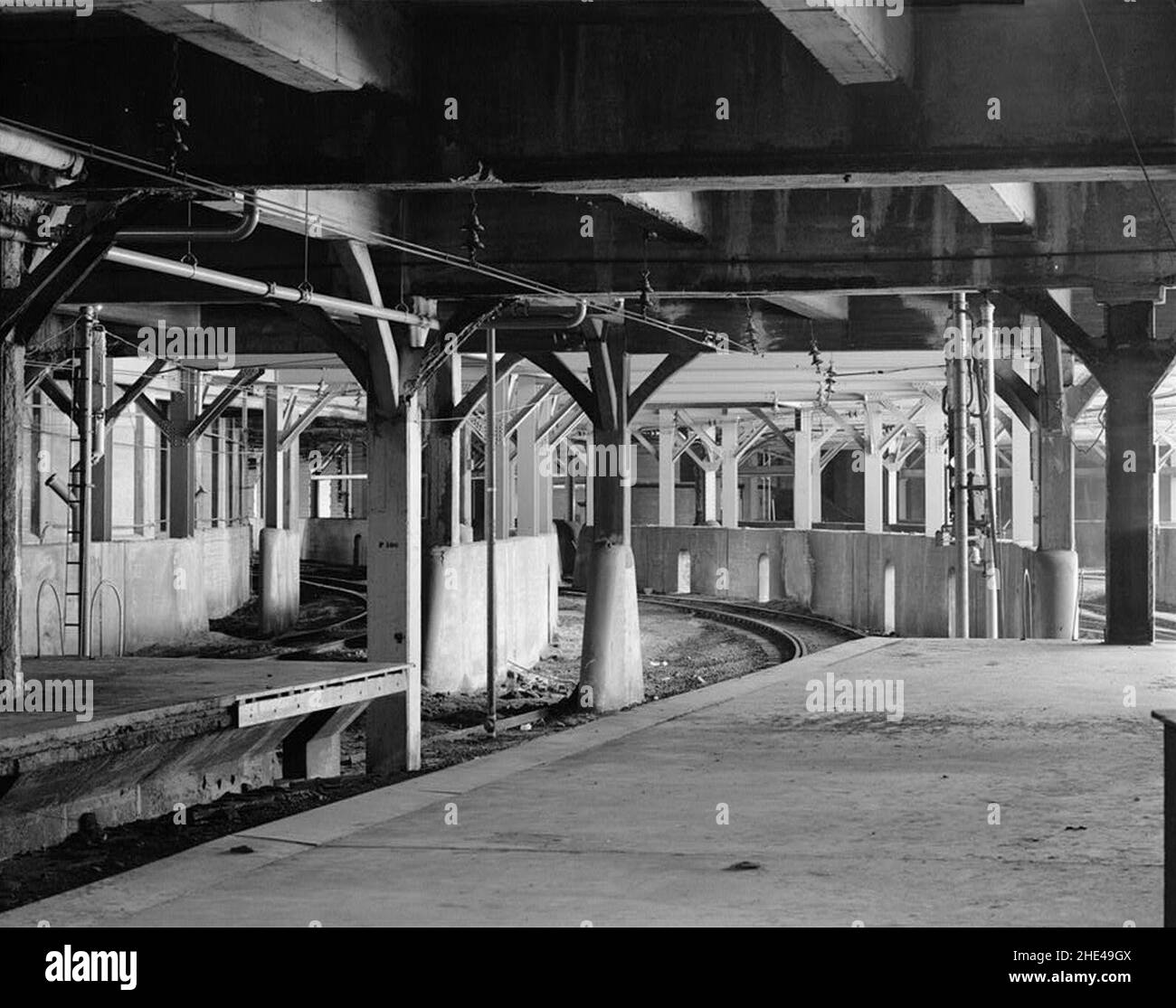 RTA Red Line platform Stock Photo - Alamy