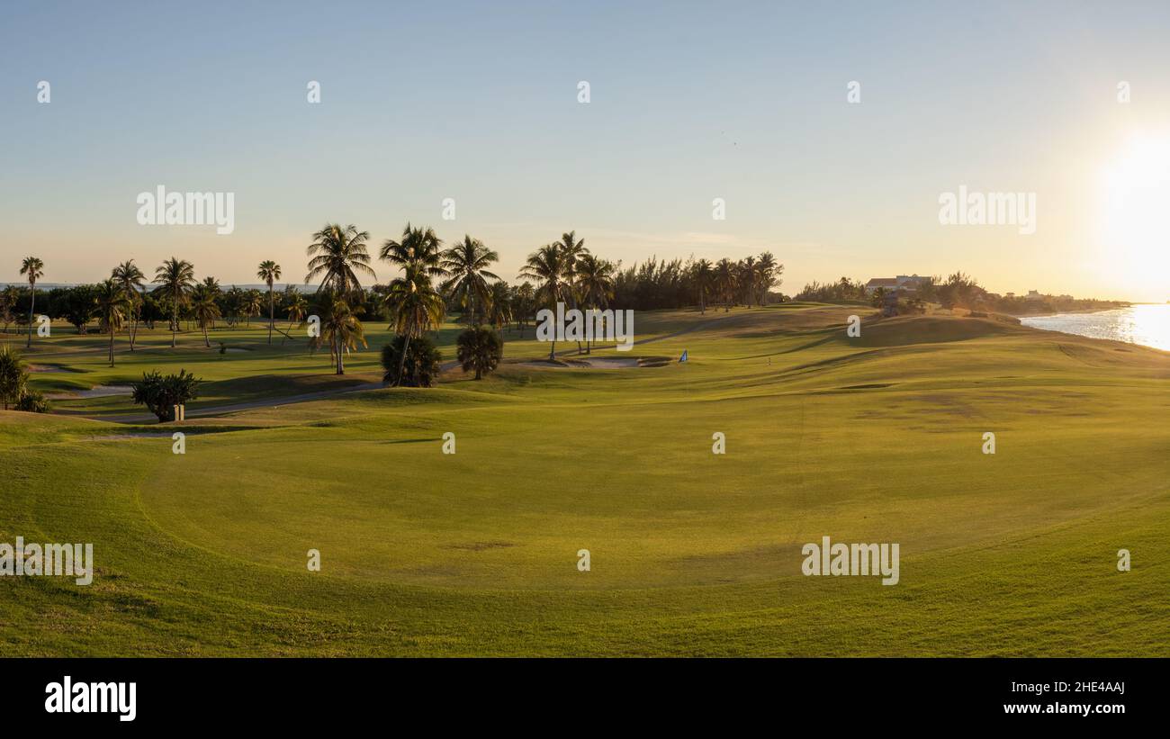Varadero golf hi-res stock photography and images - Alamy