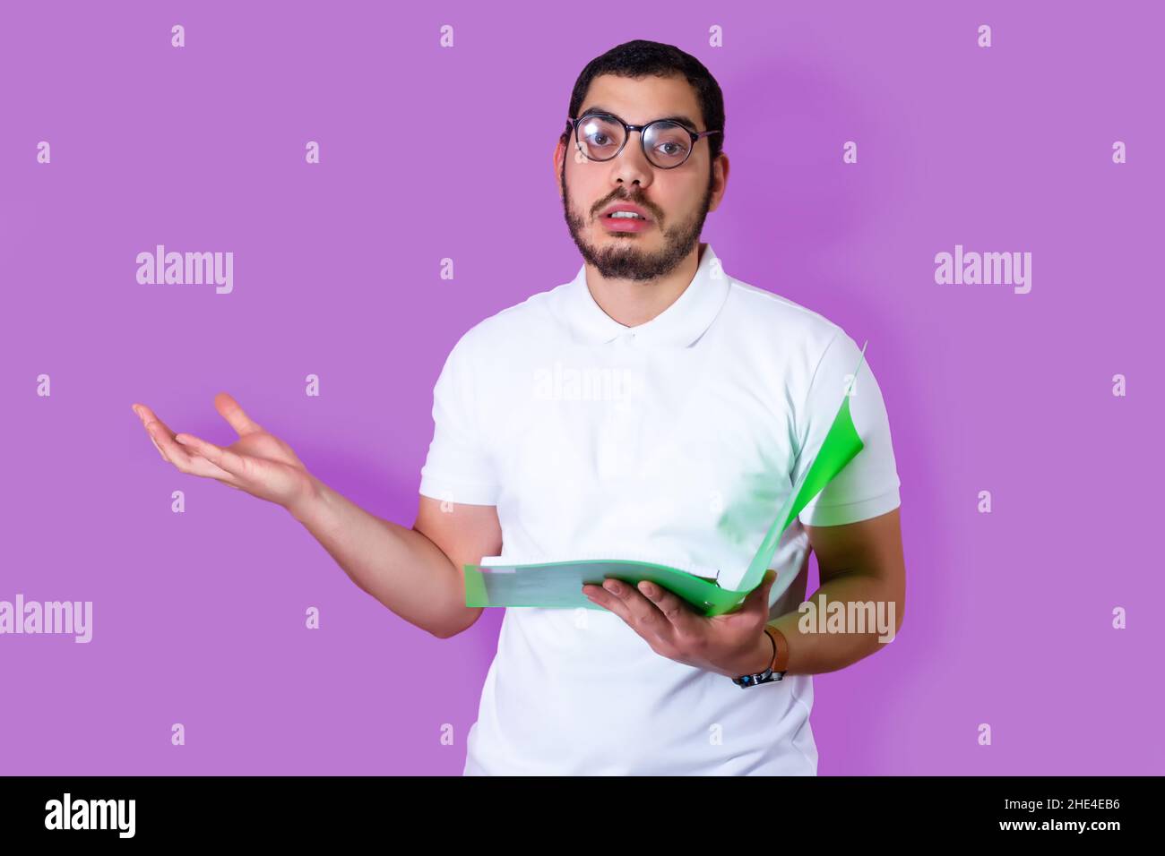 Hesitation hi-res stock photography and images - Alamy