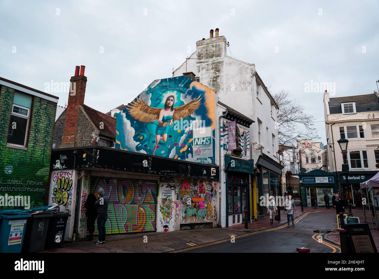 Nhs mural hi-res stock photography and images - Alamy