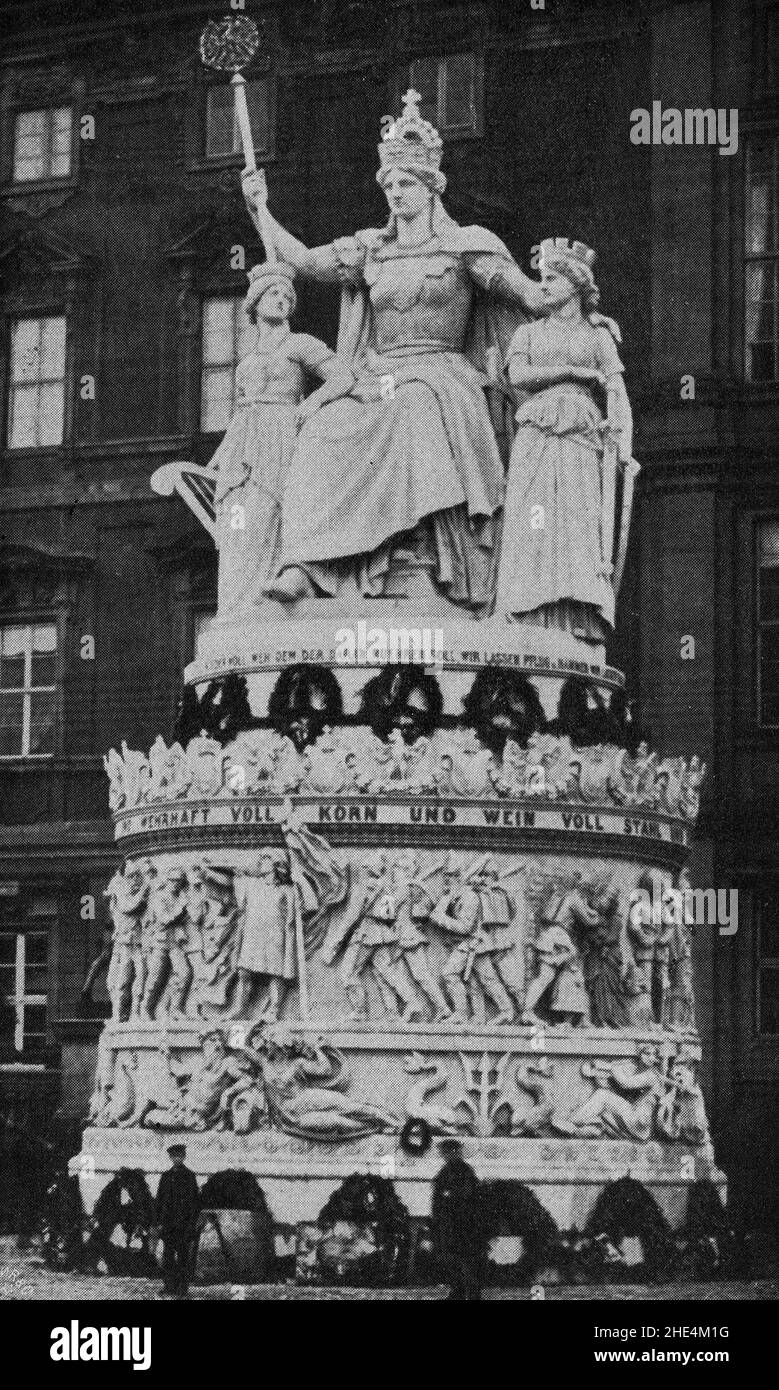 Rudolf Siemering - Germaniadenkmal Berlin 1871 gesamt Stock Photo - Alamy
