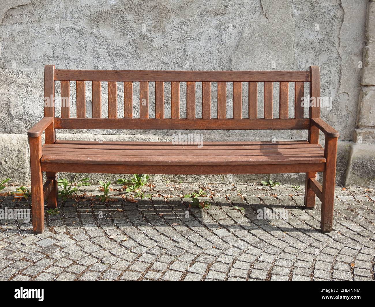 Brown wooden bench hi-res stock photography and images - Alamy