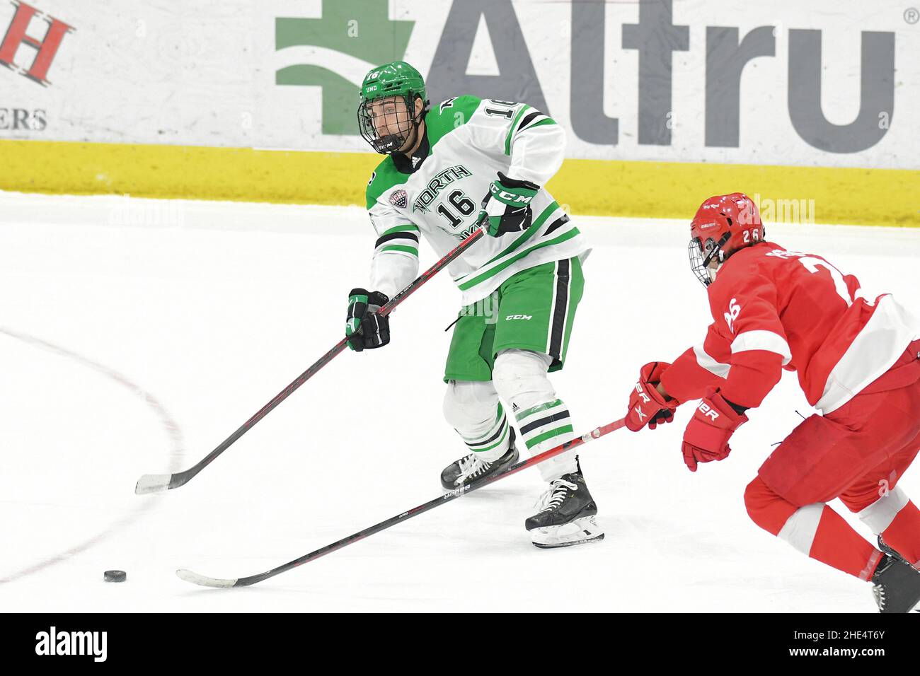Ashton calder hi-res stock photography and images - Alamy