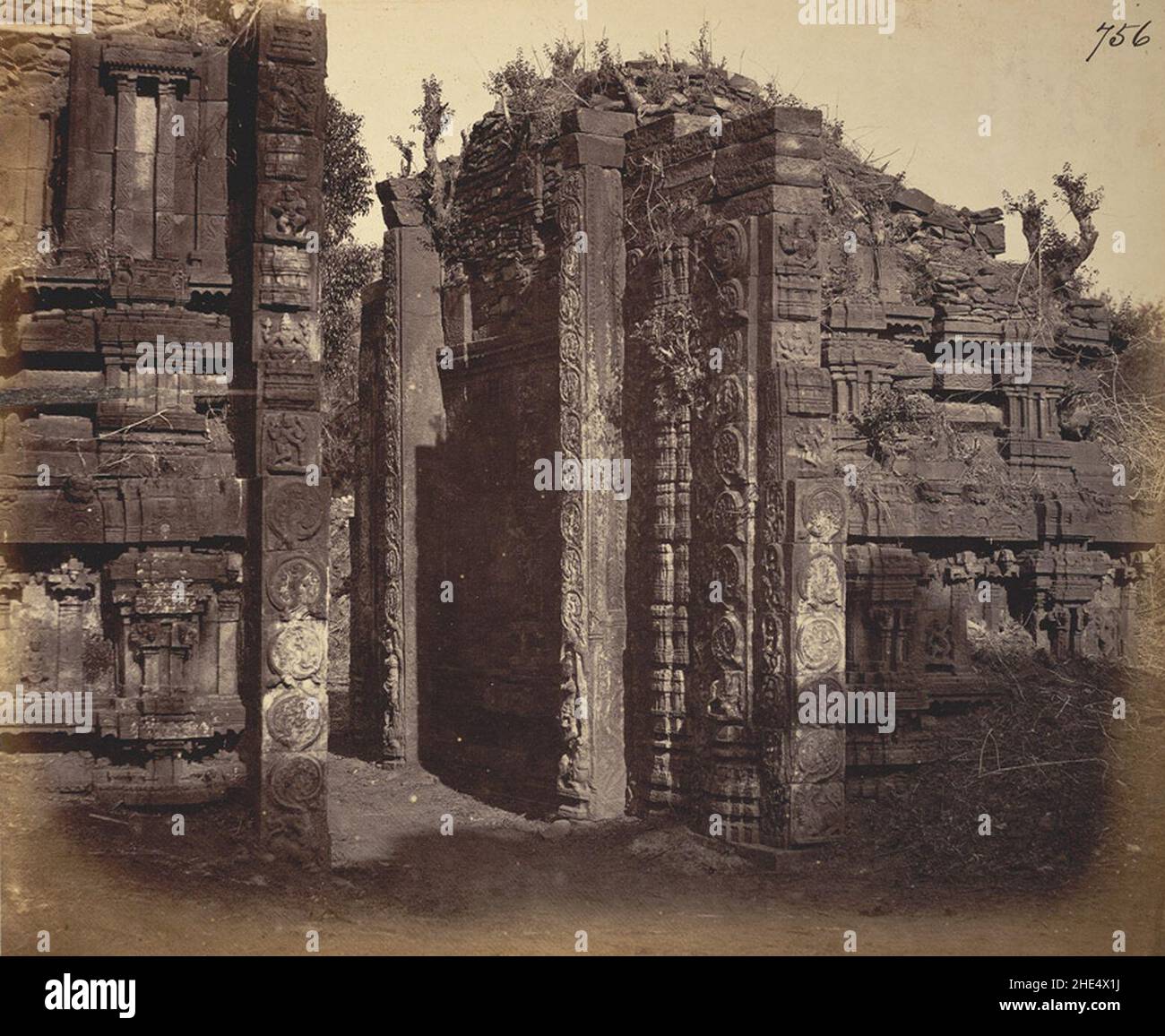 Ruins of Narasimha Hindu temple at Ahobilam, Allagadda, Andhra Pradesh ...