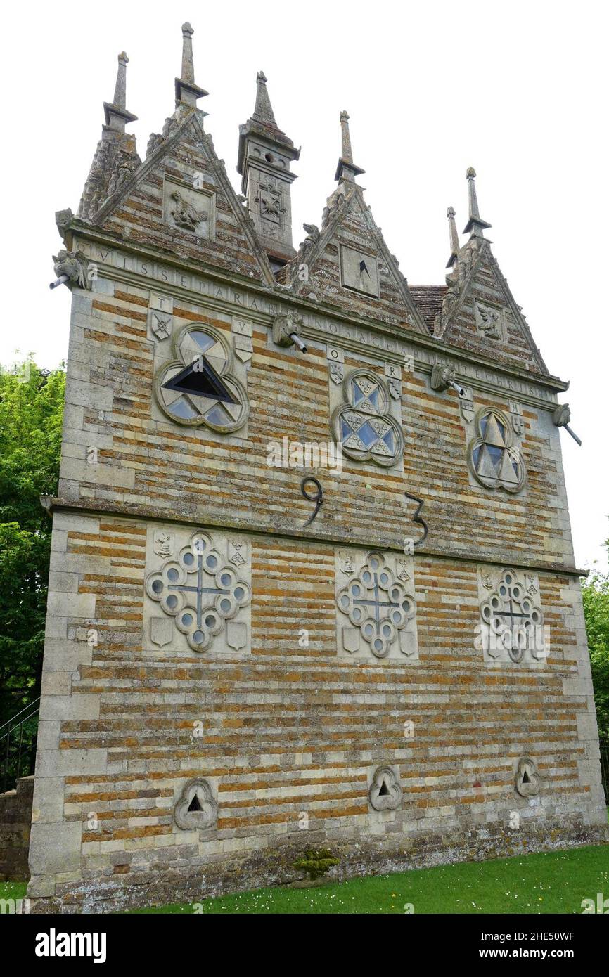 Rushton triangular lodge northamptonshire hi-res stock photography and ...