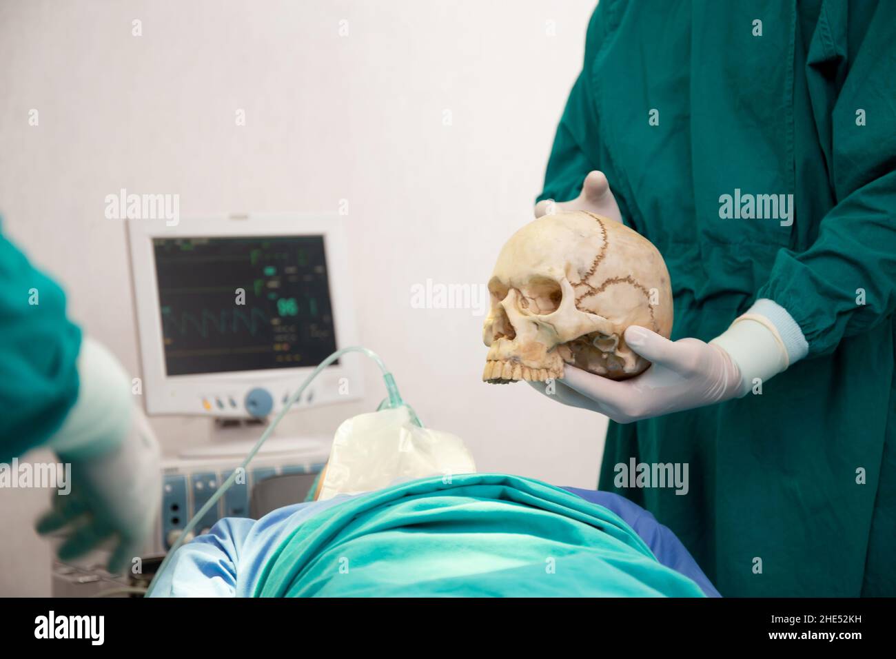 Team of doctor and surgeon explain about surgery skull and brain with ...