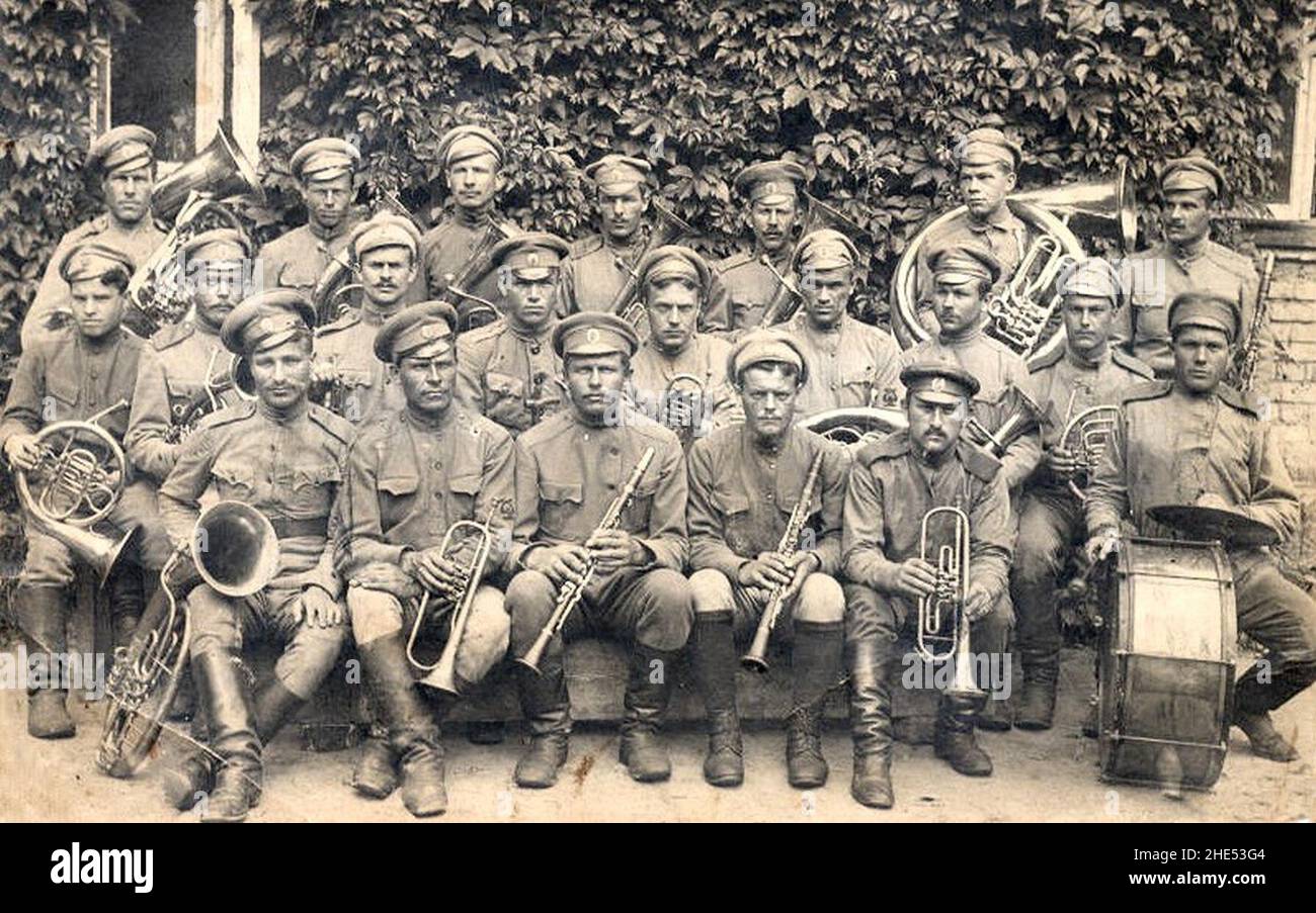 Russia 1917 regiment hi-res stock photography and images - Alamy