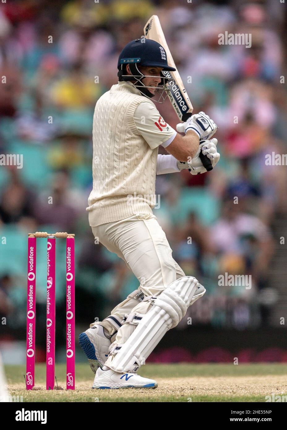 Sydney, Australia. 09th Jan, 2022. Joe Root of England bats during day ...
