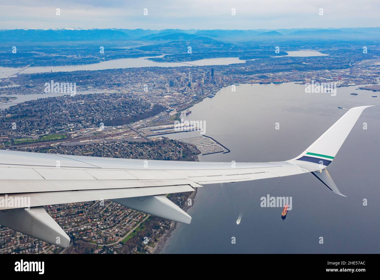 Aerial view of the downtown cityscape of Seattle, Washington Stock ...