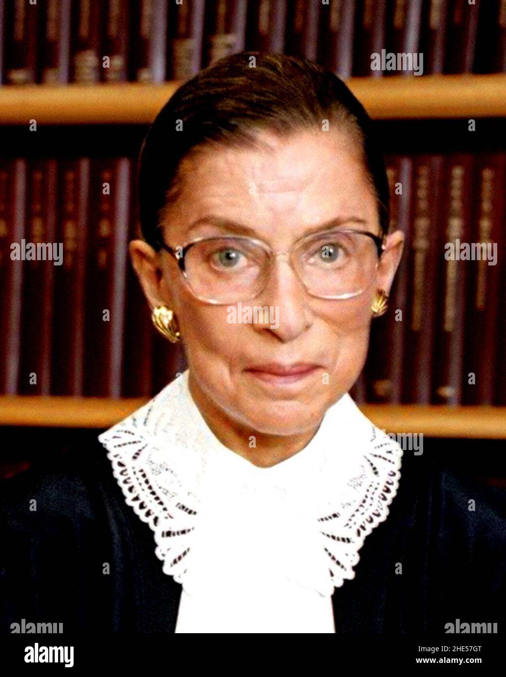Ruth Bader Ginsburg official SCOTUS portrait crop Stock Photo - Alamy