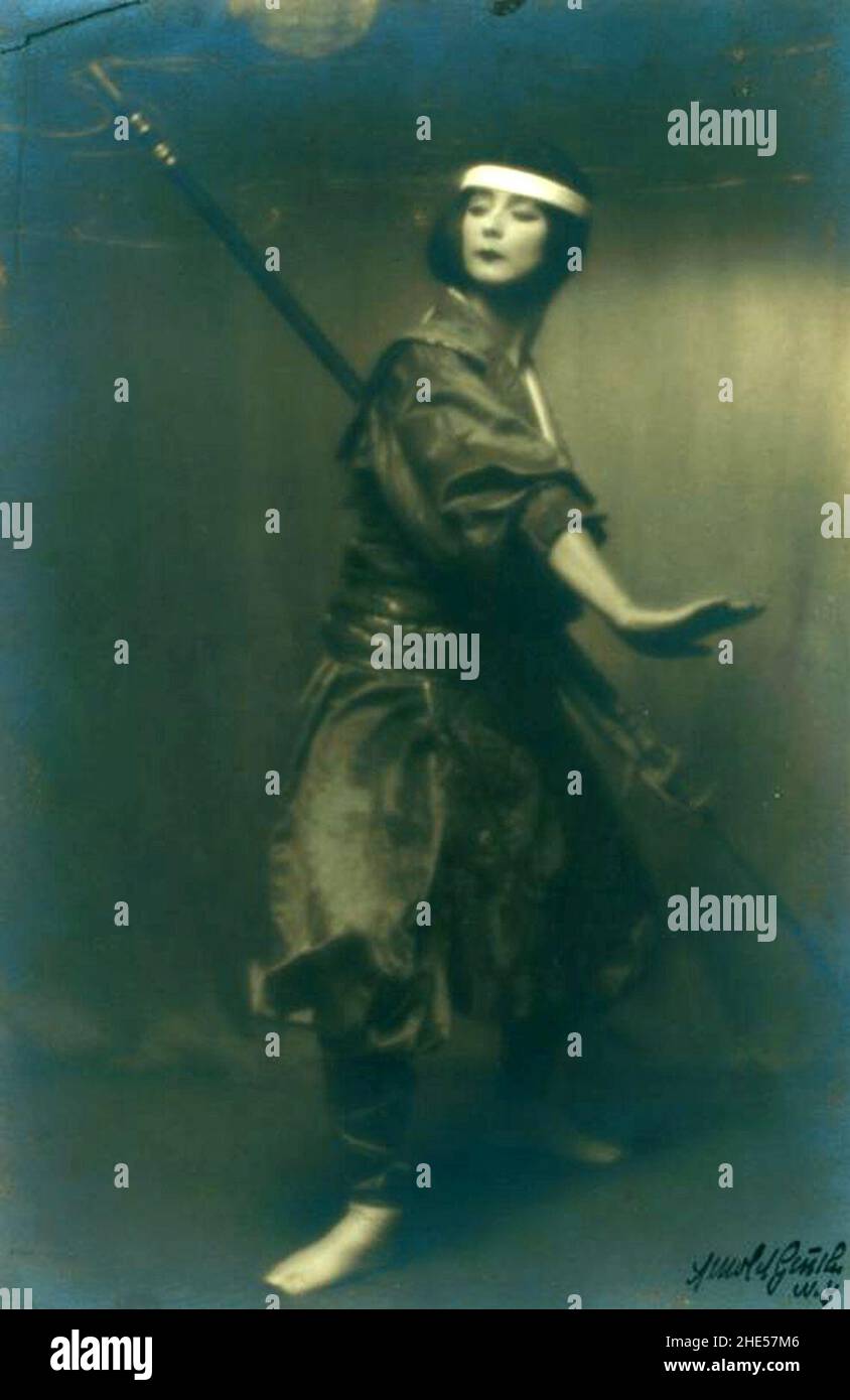 Spear dance hi-res stock photography and images - Alamy