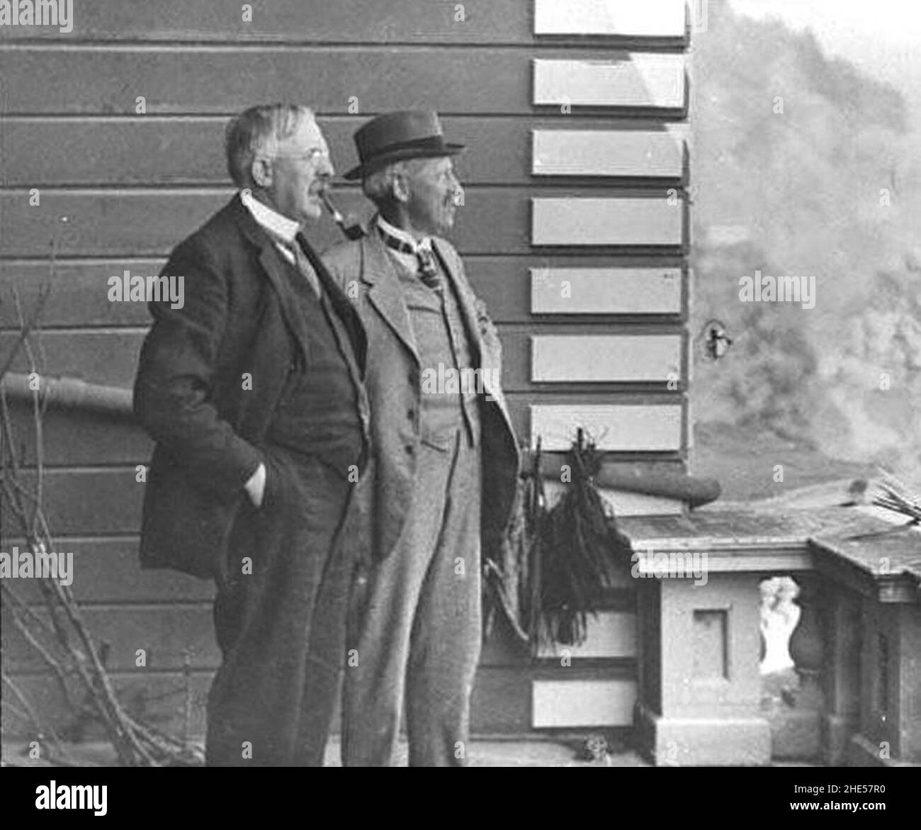 Easterfield hi-res stock photography and images - Alamy