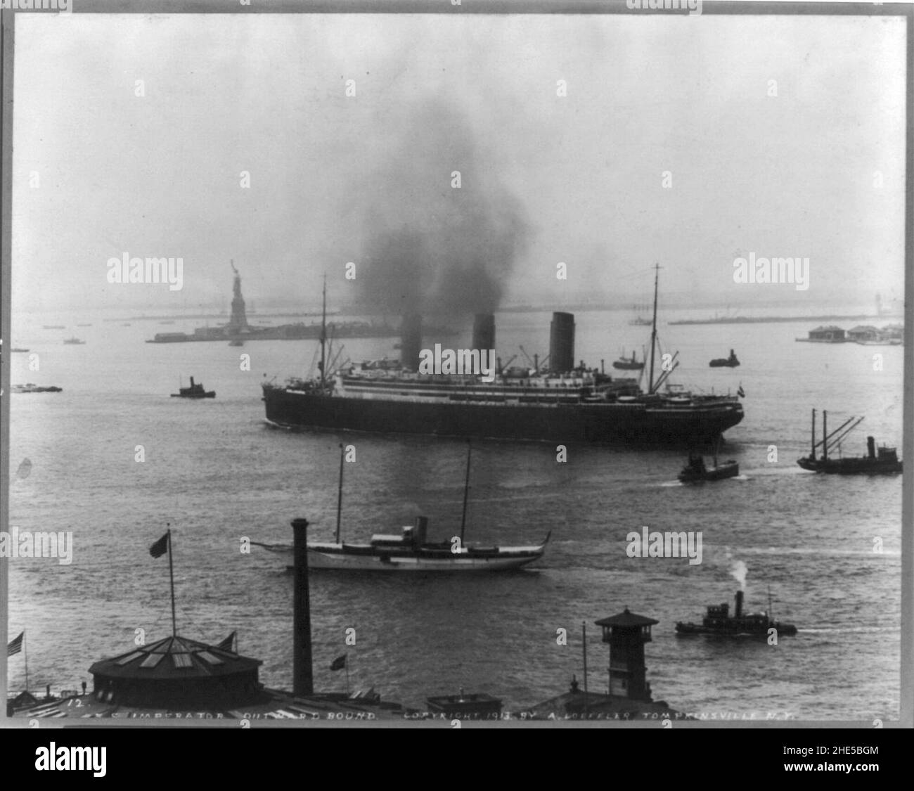 S.S. IMPERATOR outward bound Stock Photo - Alamy