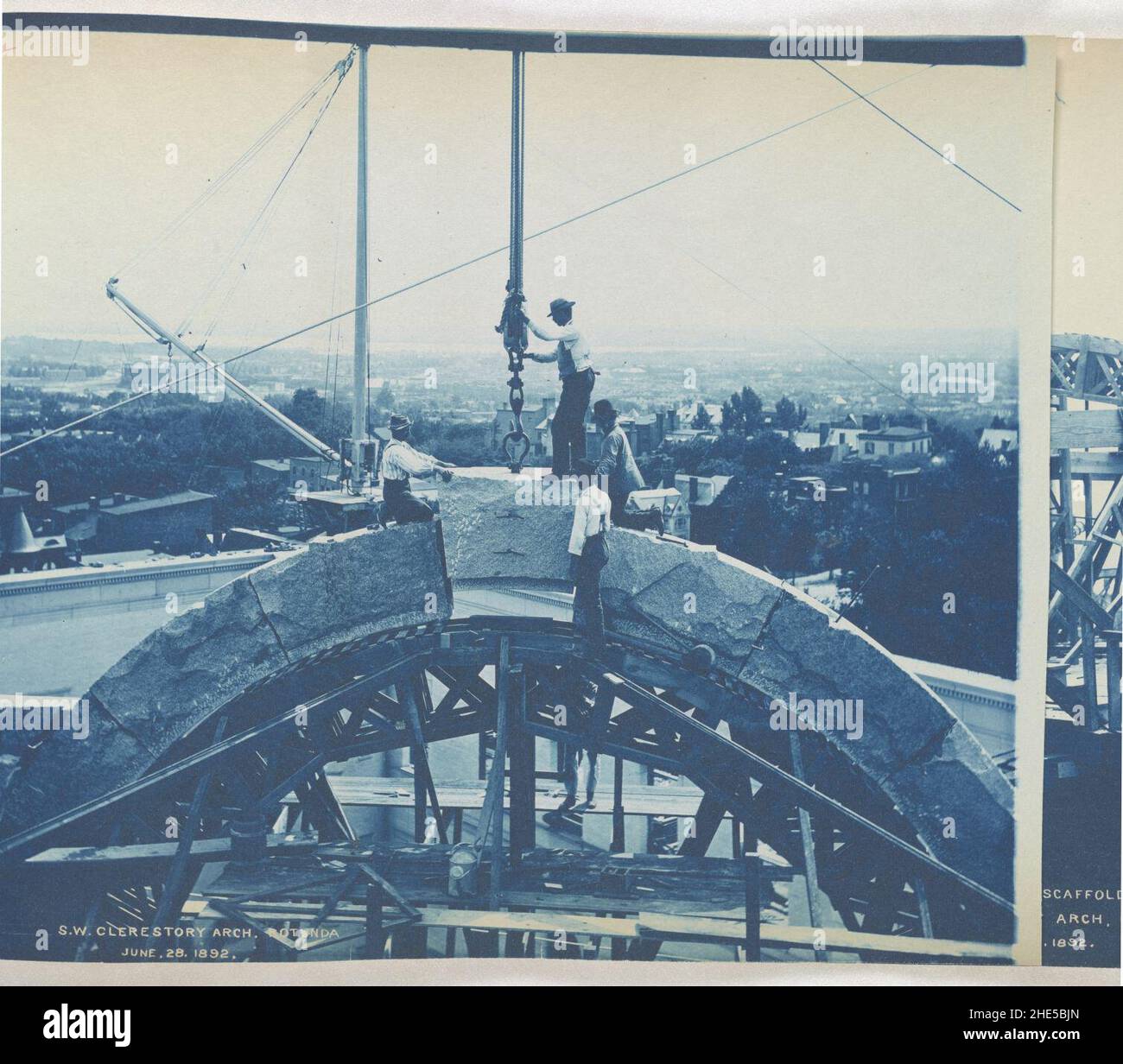 S w clerestory arch hi-res stock photography and images - Alamy