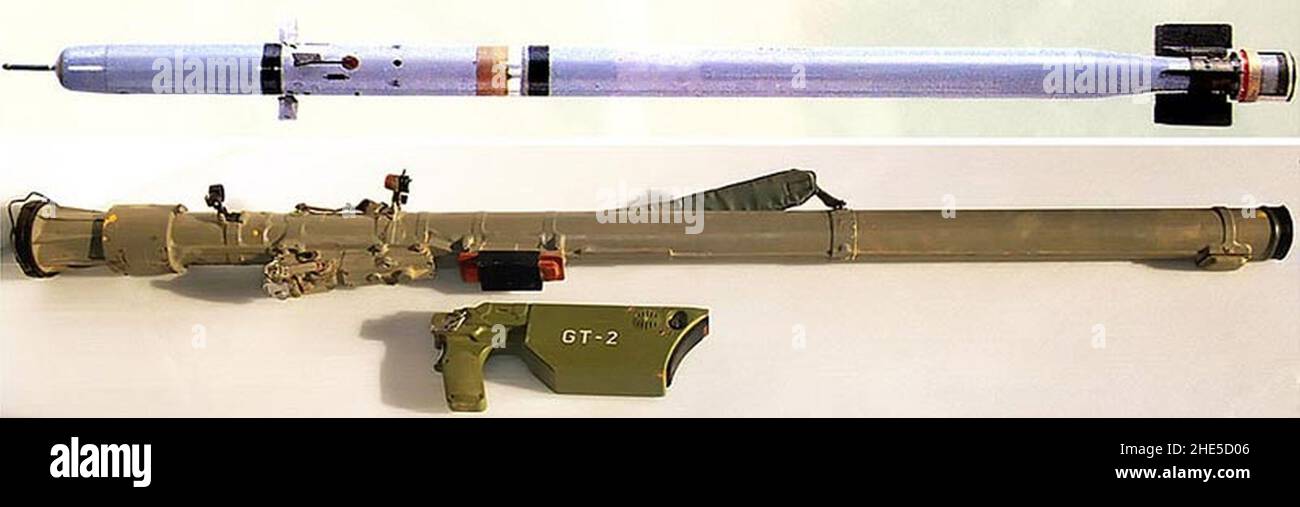 SA-18 misil y lanzador Stock Photo - Alamy
