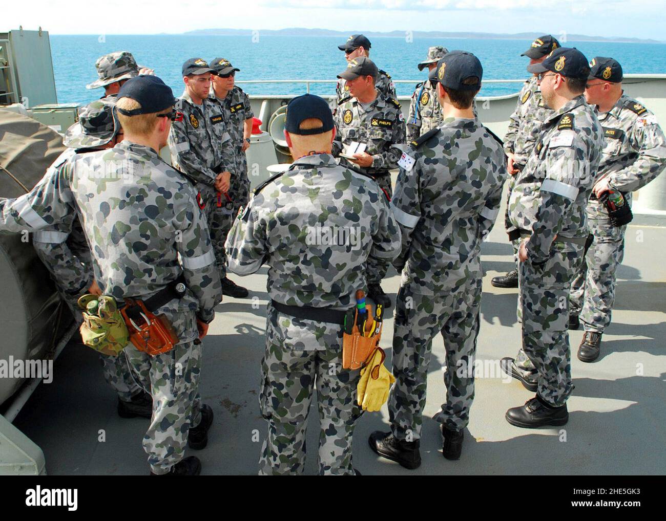 Safety briefing hi-res stock photography and images - Alamy